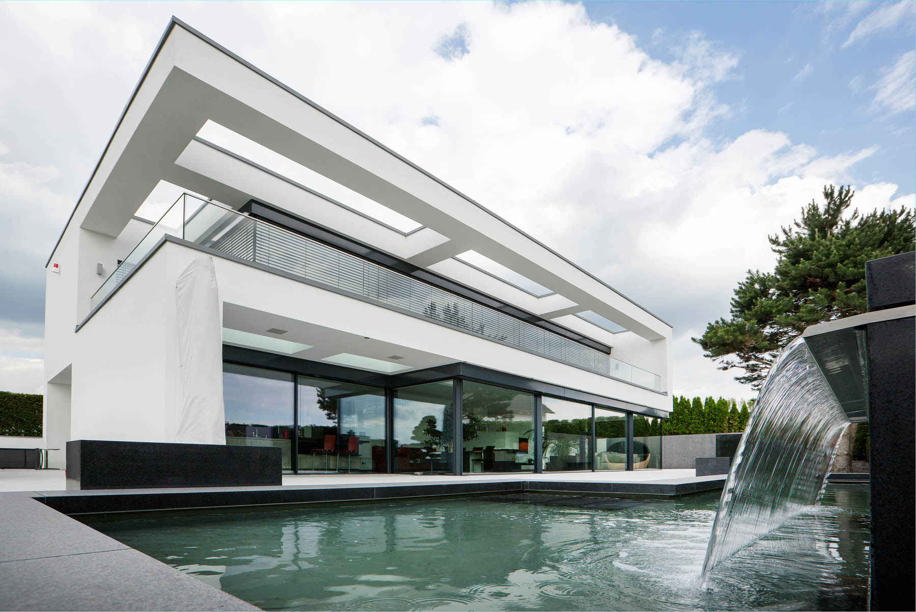 Leichtigkeit und Transparenz. Moderner Holzbau. - Kokon Architekturbüro ...